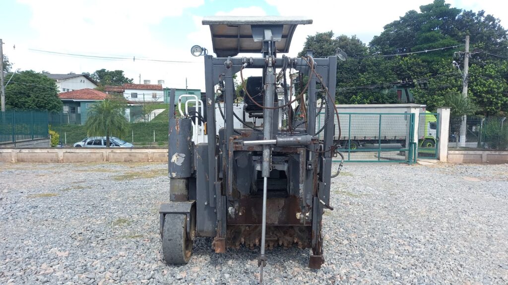 Fresadora de Asfalto XCMG XM101 - 2009 - WebPesados
